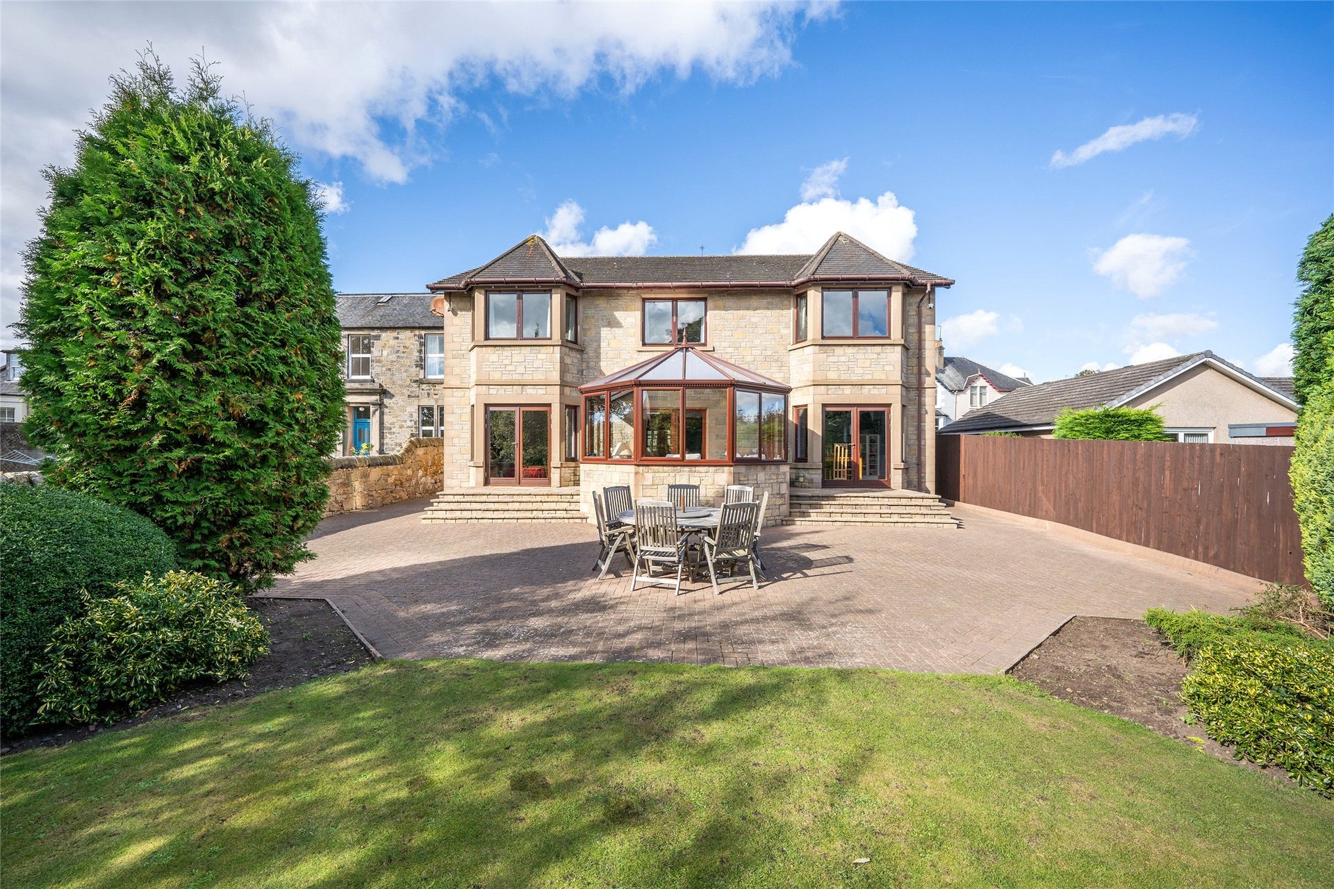The Grove 3 Forman Road Leven Fife Ky8 4hh Rettie